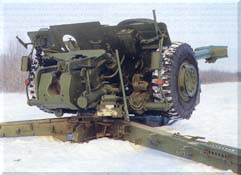 Samohodno oruđe 2S25 Sprut-SD i protiv-oklopni top 2A45 Sprut-B