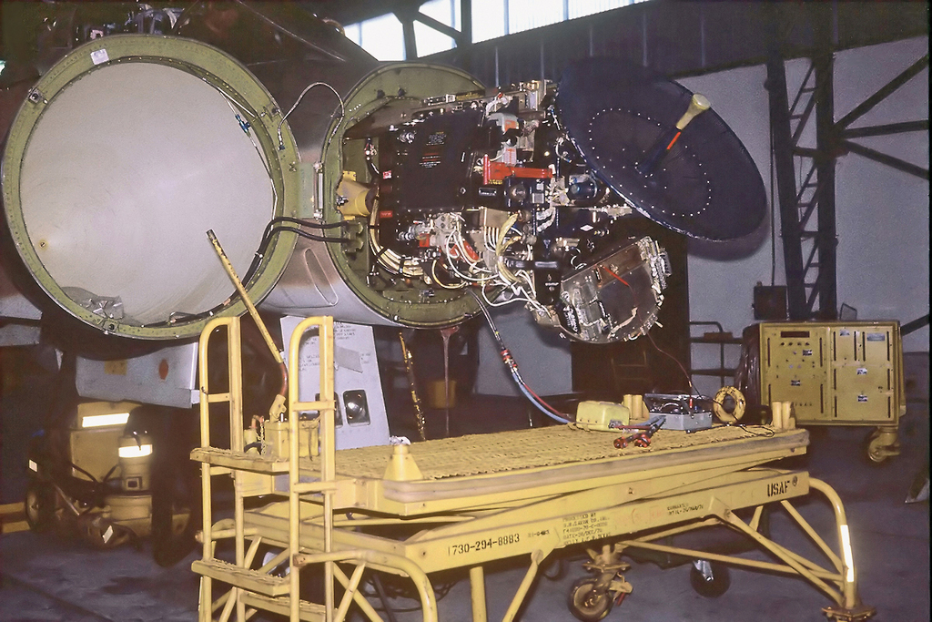 F 4 RADAR :: Mycity-Military.com