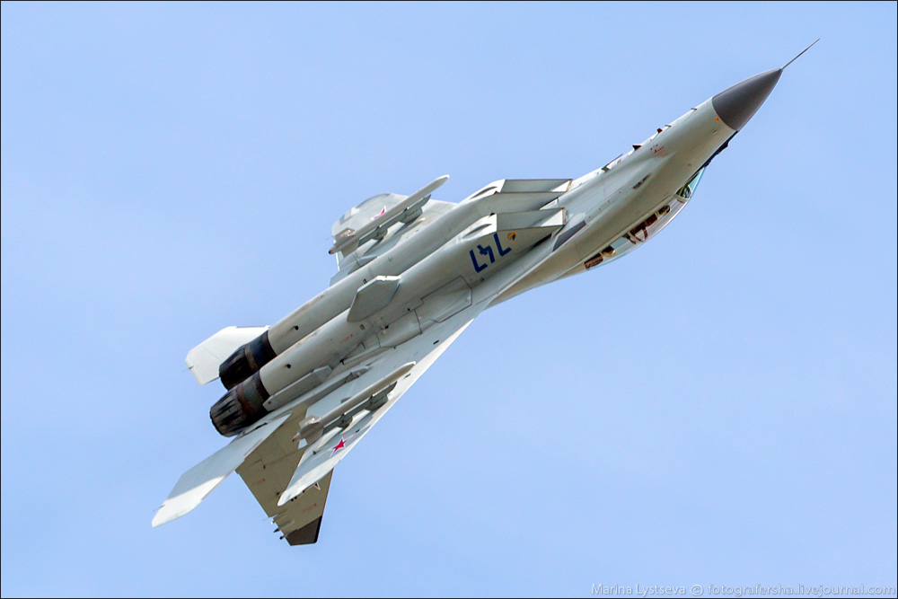 MIG-35