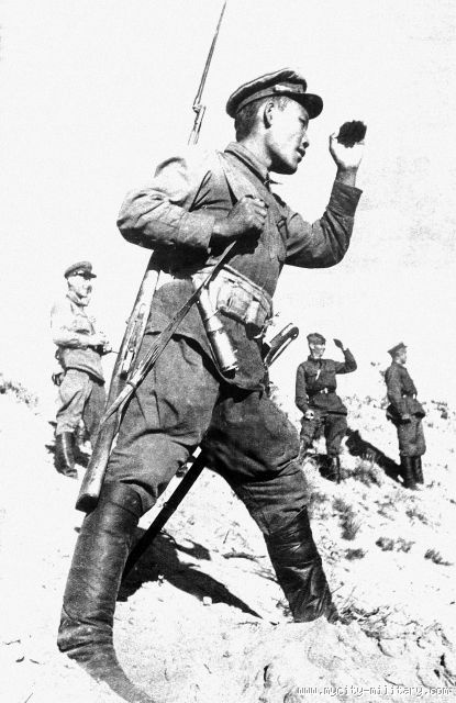 Puška obrazca 1891 - Mosinka - Tri linije kroz tri veka