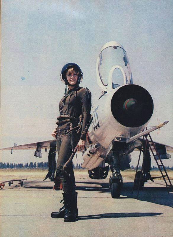 A soviet fighter pilot? : r/OldSchoolCool