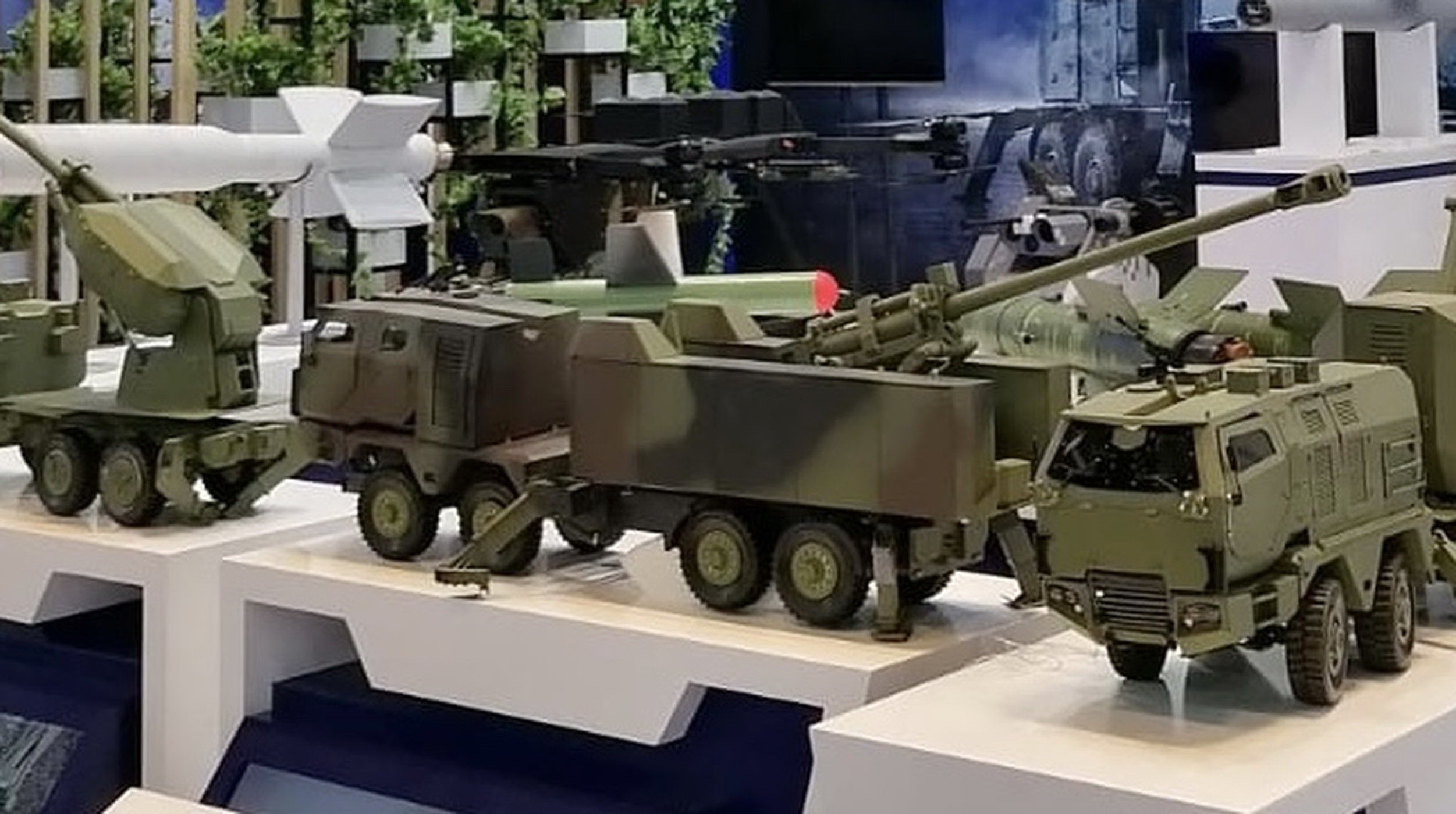 AYQZE5208 :: Mycity-Military.com