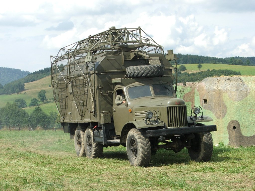 Osmatrački radar P-15 "Tropa" / "Flat Face"