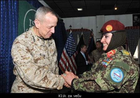 Žene u vojsci / policiji